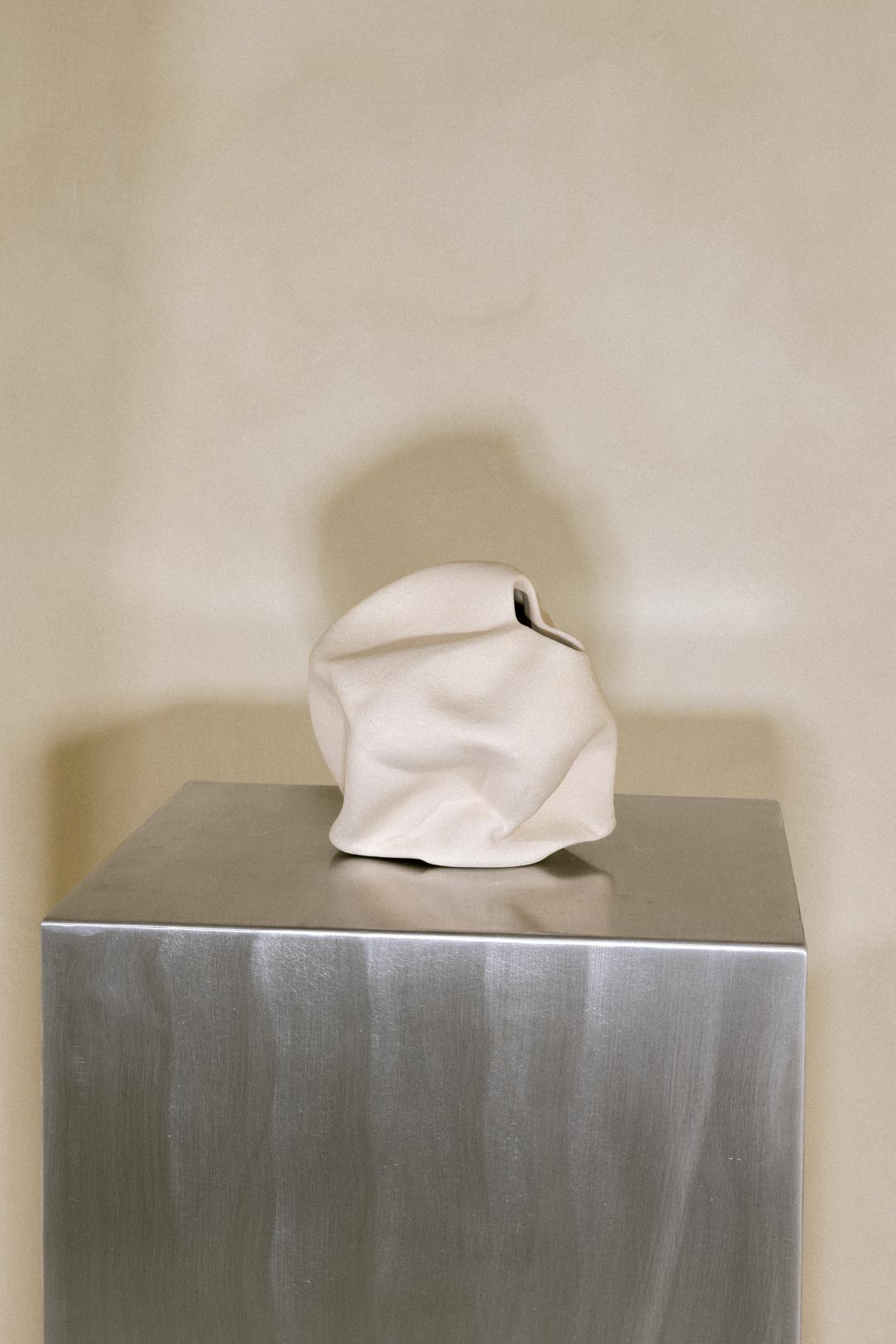 Goliath - Large Vessel in Textured Beige | Completedworks